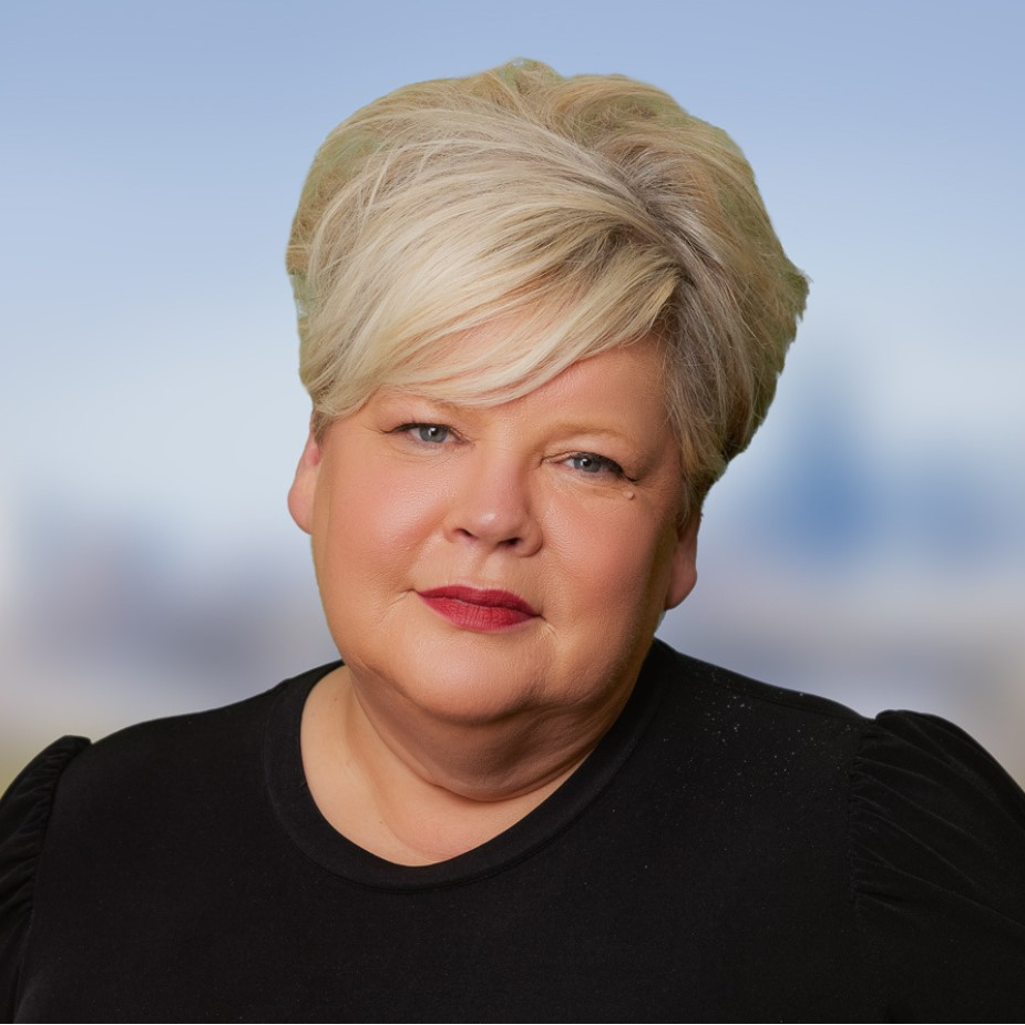 Suzanne Brooker, UK | Chambers Profiles