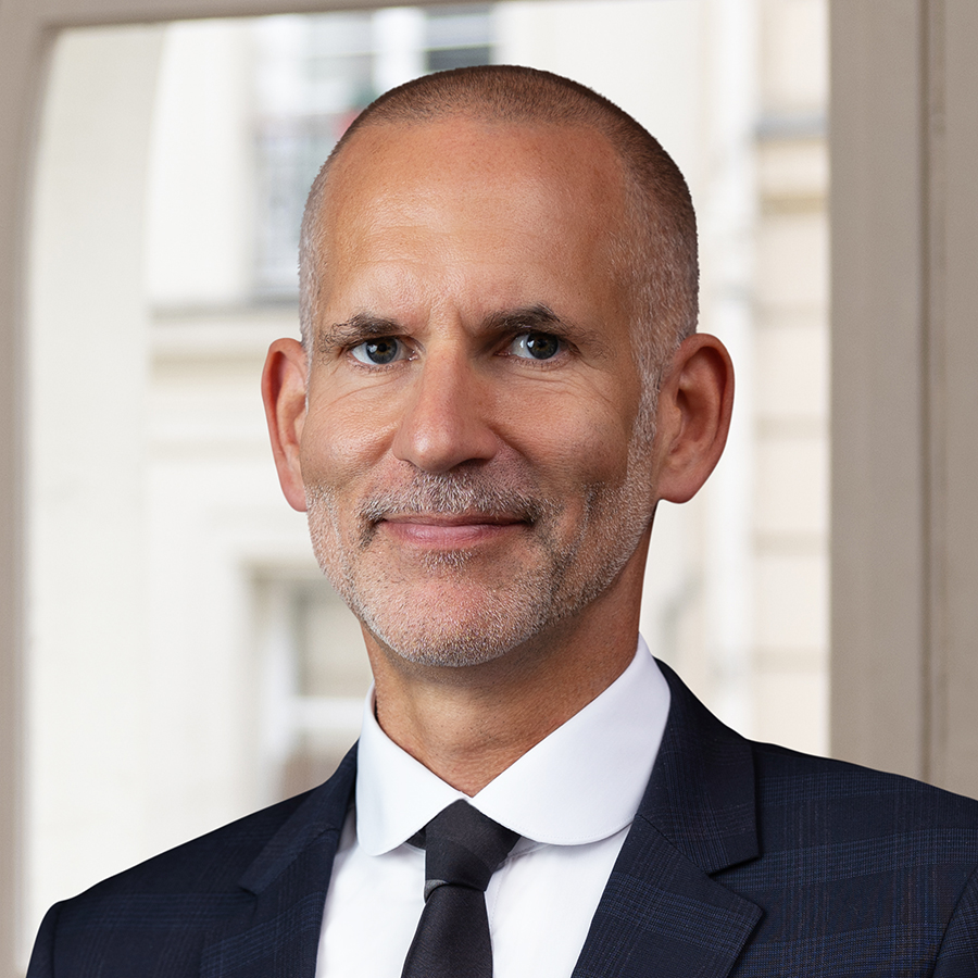 Simon Cudennec, France | Chambers Profiles